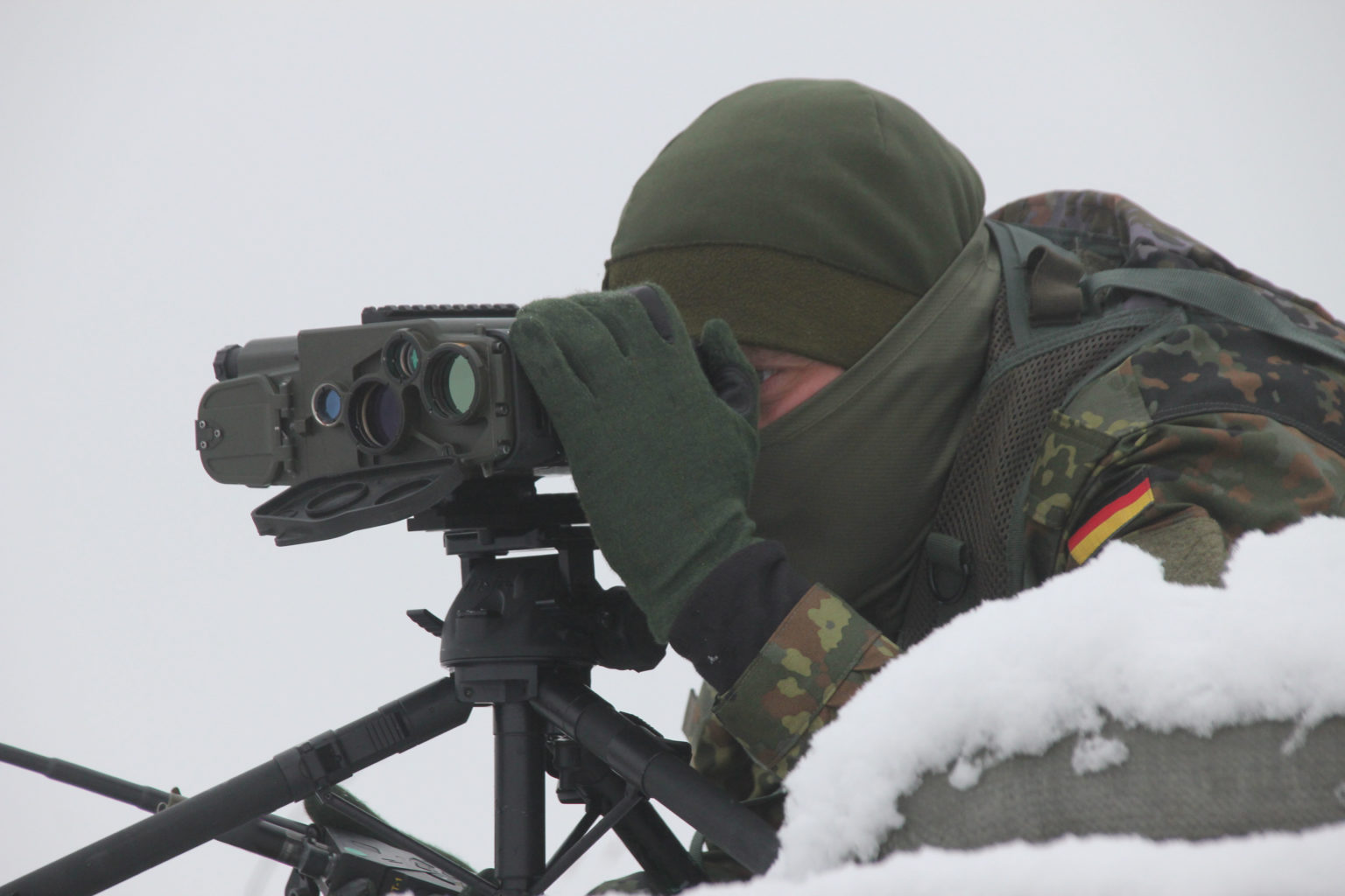 Laser target designators | Elbit Systems Deutschland | International ...